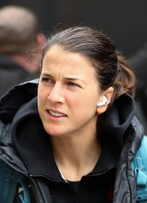 LFC Women Captain Niamh Fahey Announces Emotional Retirement | Football ...